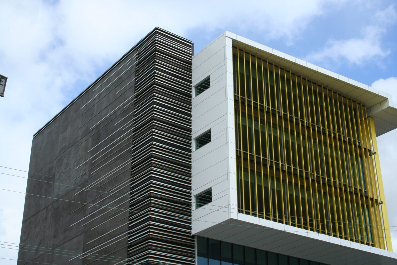 Los mejores sistemas de control solar para exteriores y su eficiencia